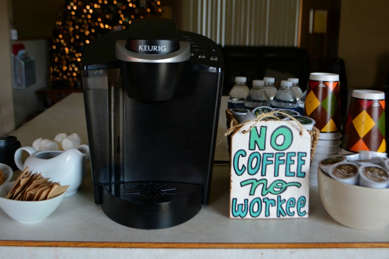 Casual Entertaining: How to Host a Coffee Bar - Happy Hour Projects